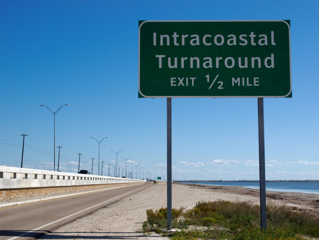 The Joy Of The Highway U-Turn: ‘Texas Turnarounds’ Keep Drivers Moving ...