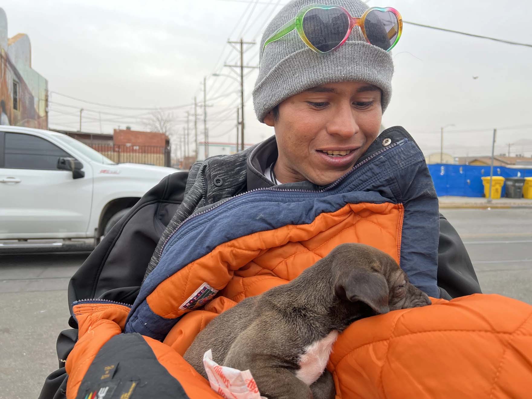 El Paso woman helps reunite migrant families and their dogs separated ...