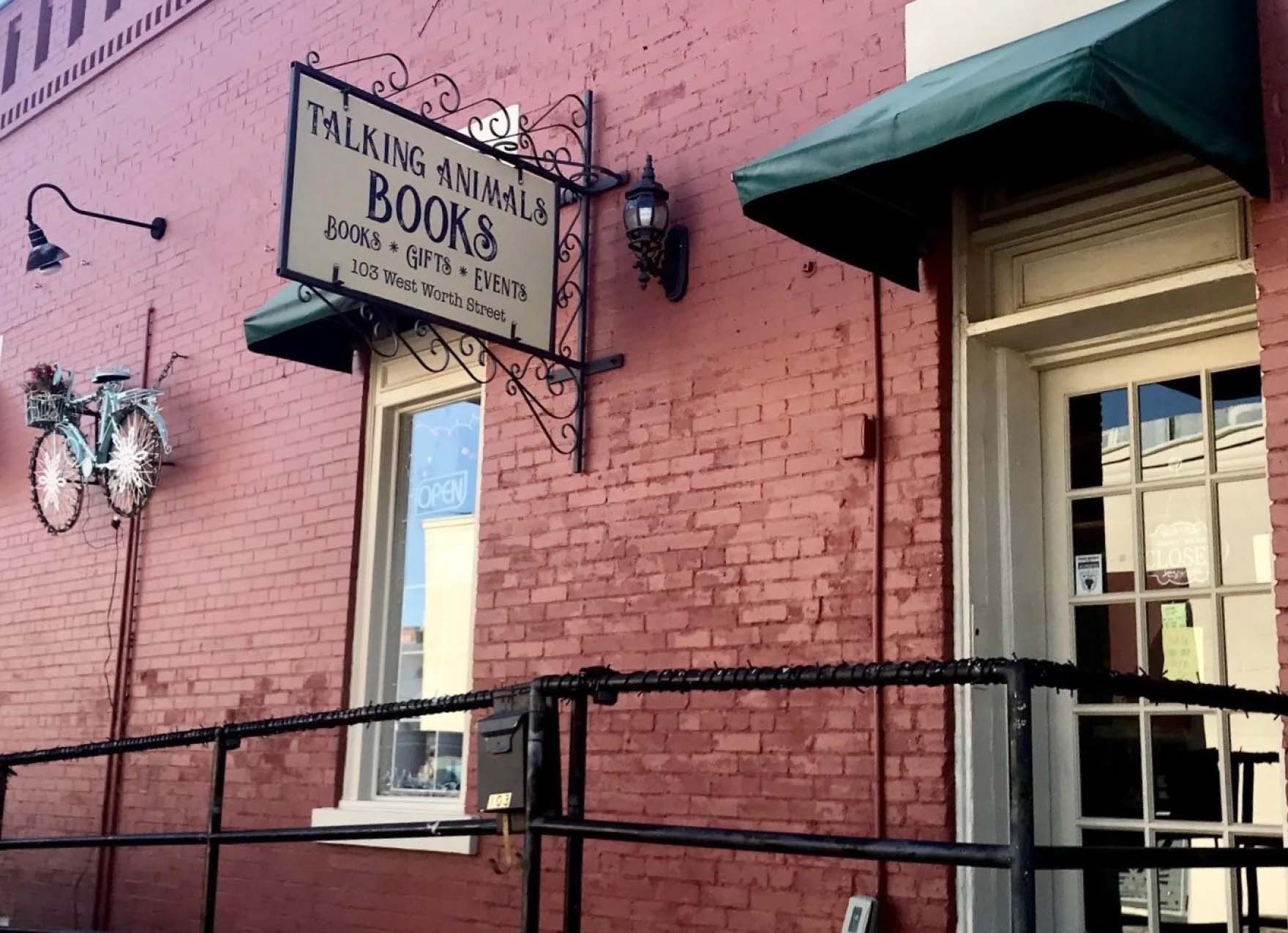 Indie bookstores are booming in North Texas – and a Grapevine store is ...