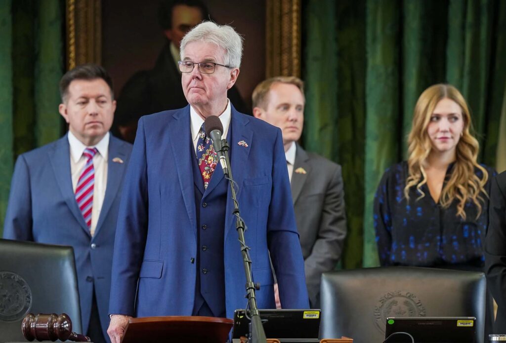 Paxton avoided official communication channels, outside attorney says ...