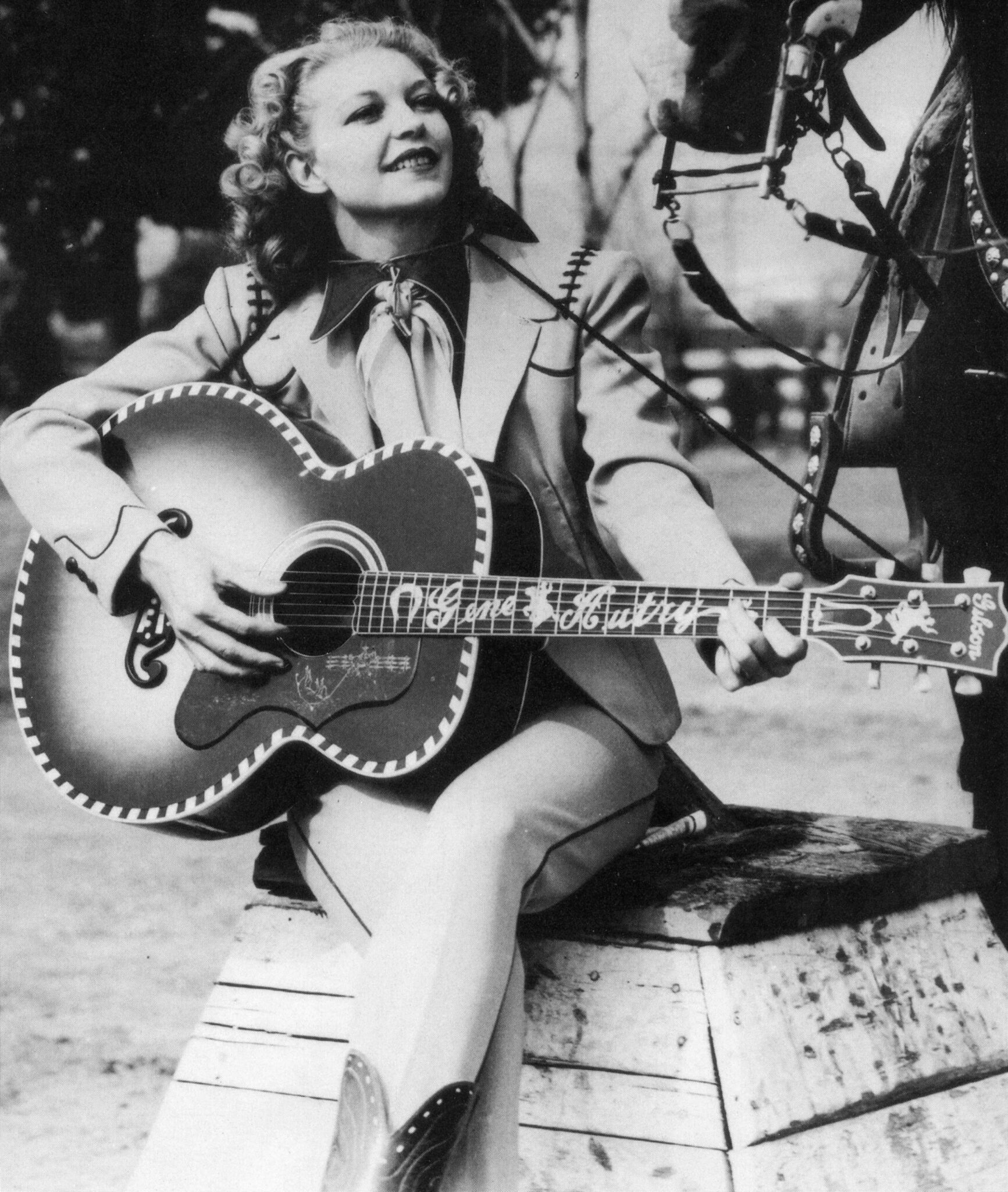 This week in Texas music history: Cindy Walker is born | Texas Standard