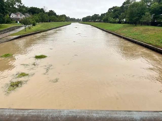 Beryl blows into Houston: Hurricane makes landfall as Category 1; three ...