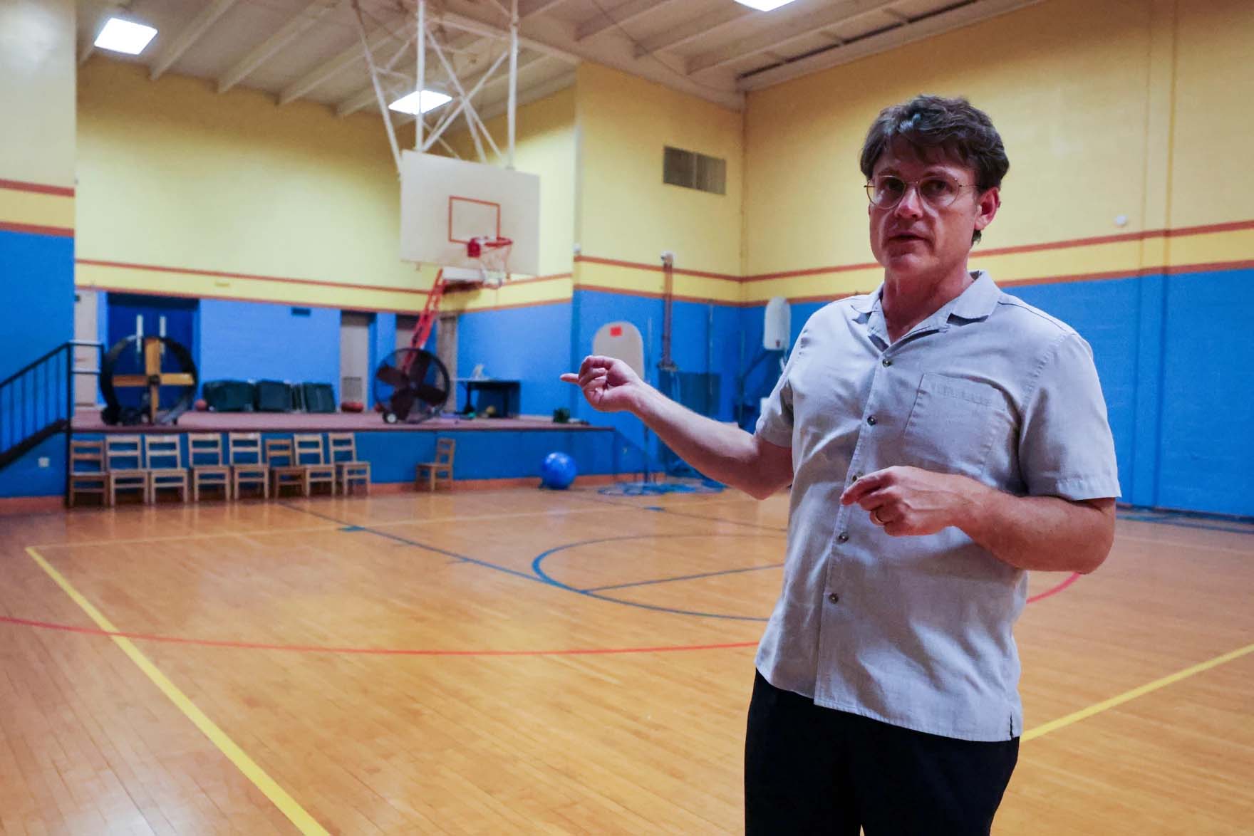 Tarrant County residents push back against bans from Commissioners ...