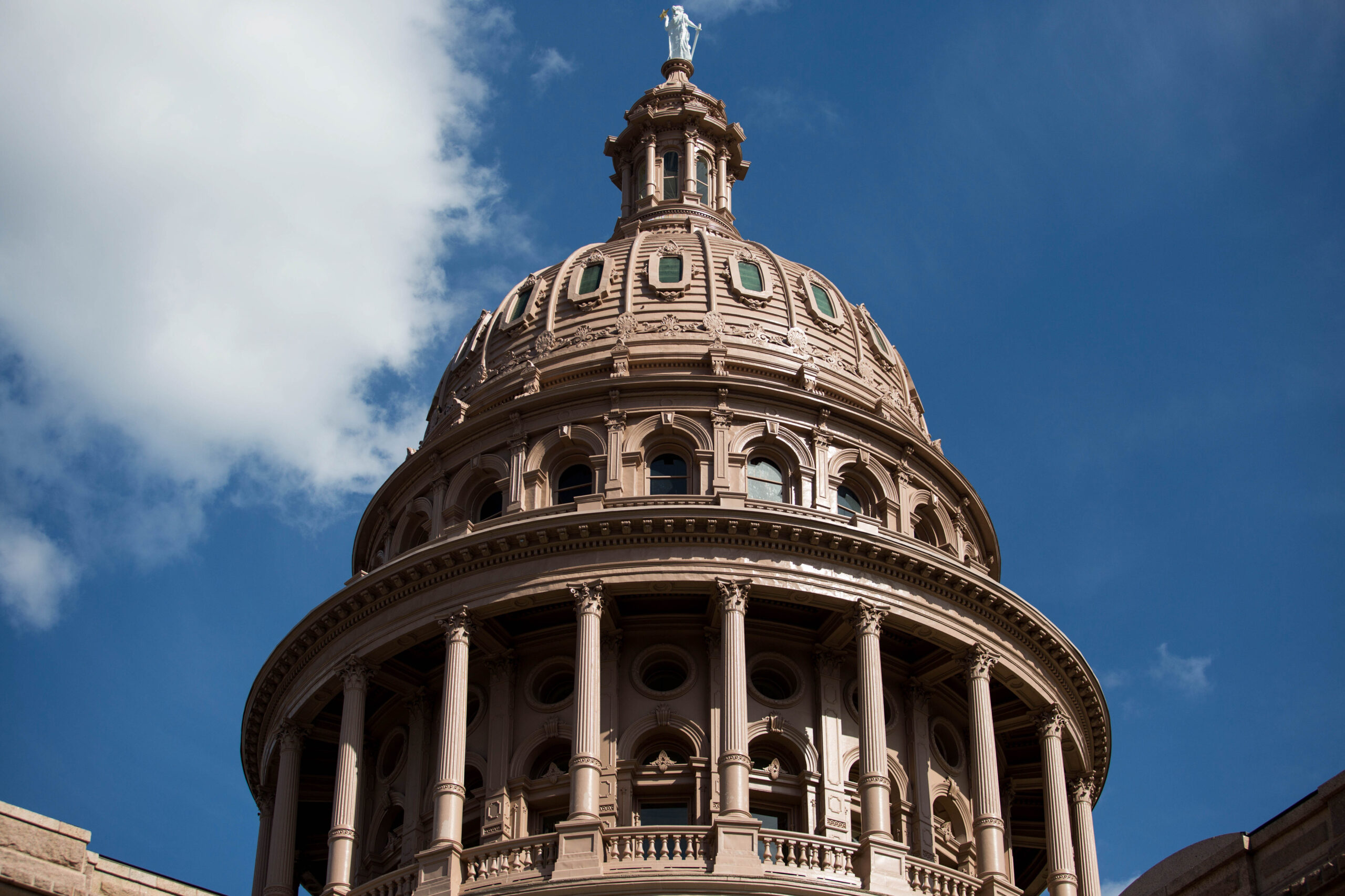 Texas quorum battle becomes fodder as Senate primaries heat up | Texas ...