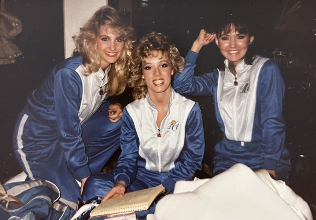 Former Dallas Cowboys cheerleader weaves murder-mystery tale from her ...